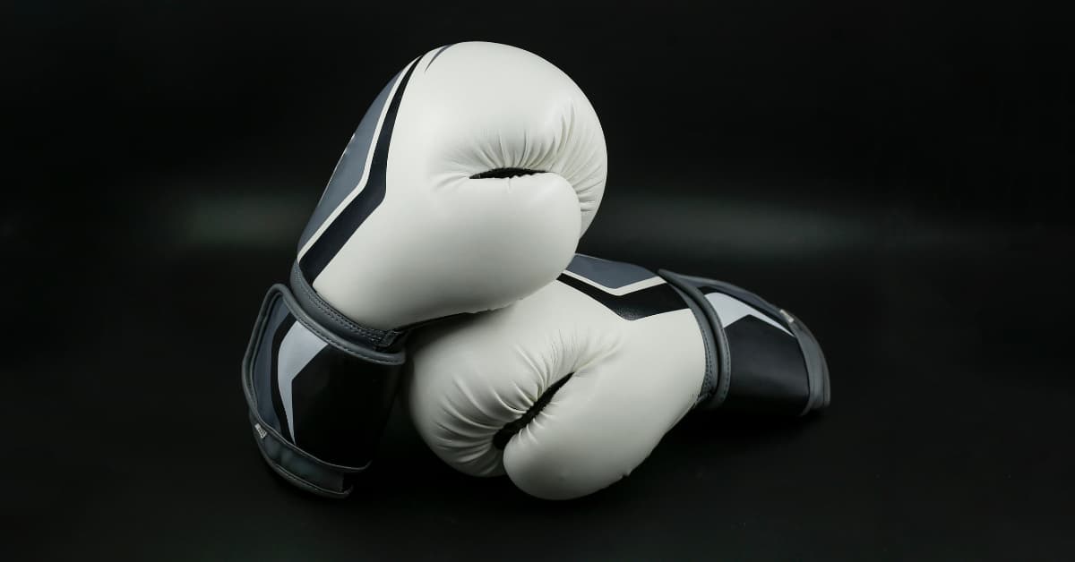 Private Boxing Lessons vs. Group Sessions: Which is Better for Your Goals?